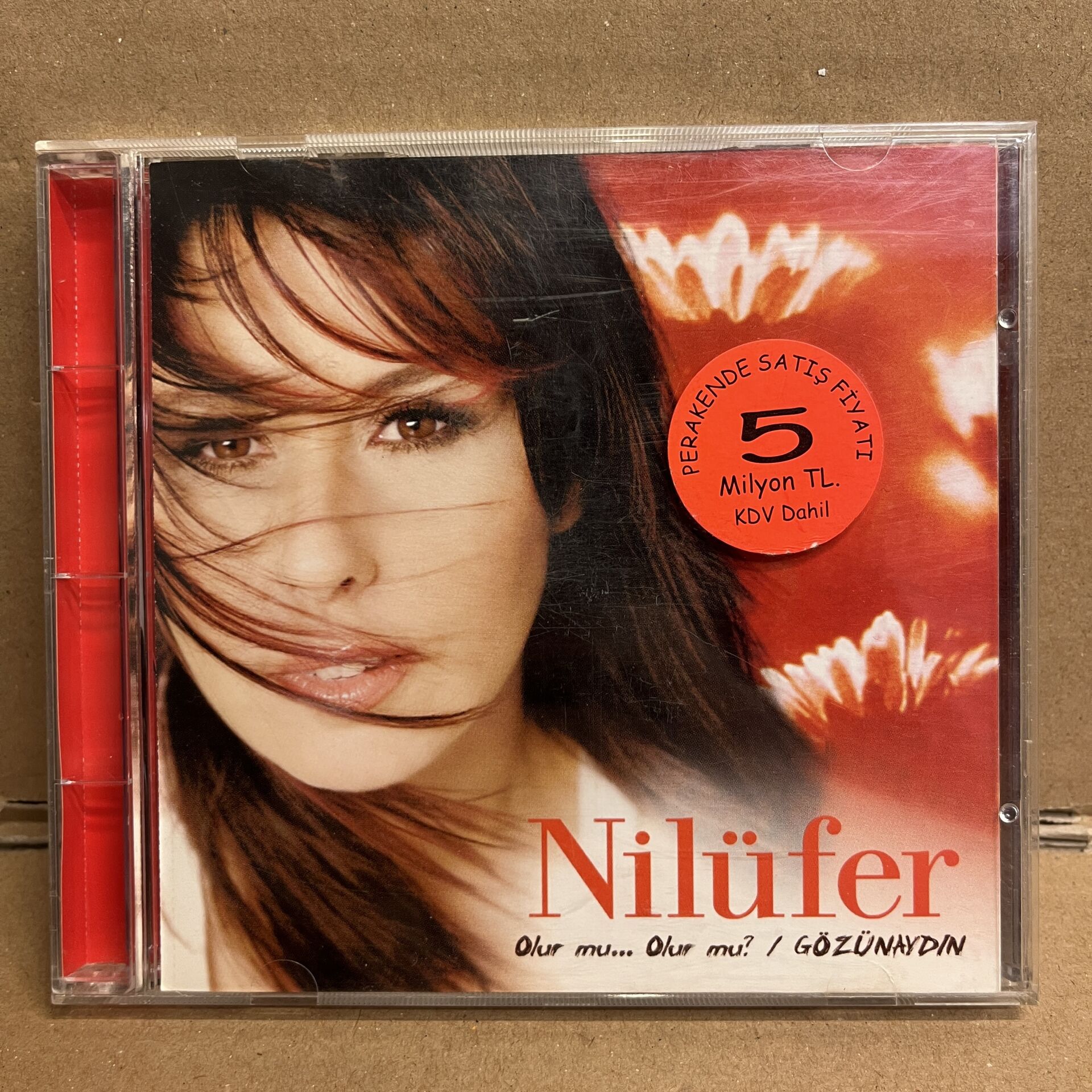 NİLÜFER - OLUR MU OLUR MU / GÖZÜNAYDIN (2003) - CD 2.EL NİLÜFER - OLUR MU OLUR MU / GÖZÜNAYDIN (2003) - CD 2.EL